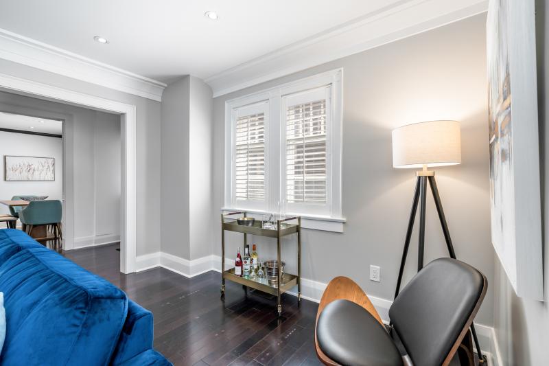 Slideshow :: PropertySpaces - 9 Maxwell Avenue, Toronto, ON, Canada