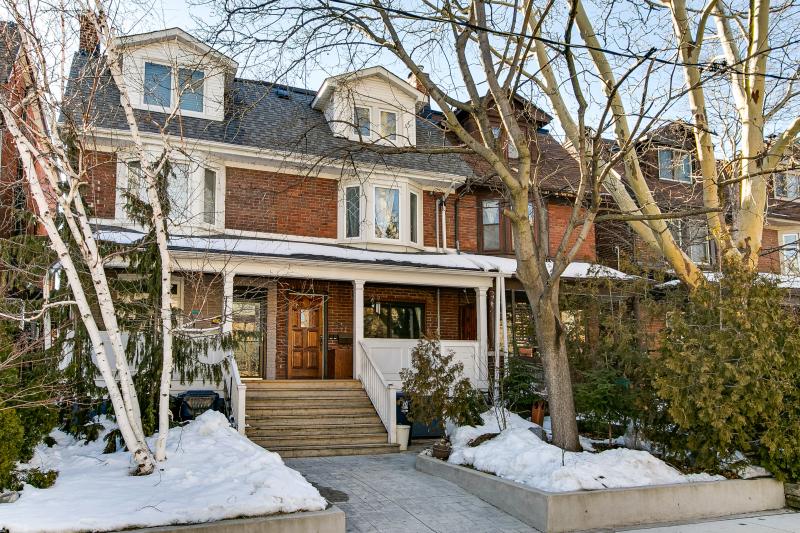 Slideshow :: PropertySpaces - 652 Markham Street, Toronto, ON, Canada