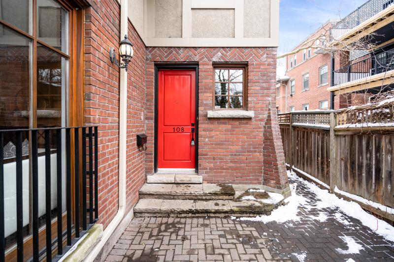 Slideshow :: PropertySpaces - 108 Lowther Avenue, Toronto, ON, Canada