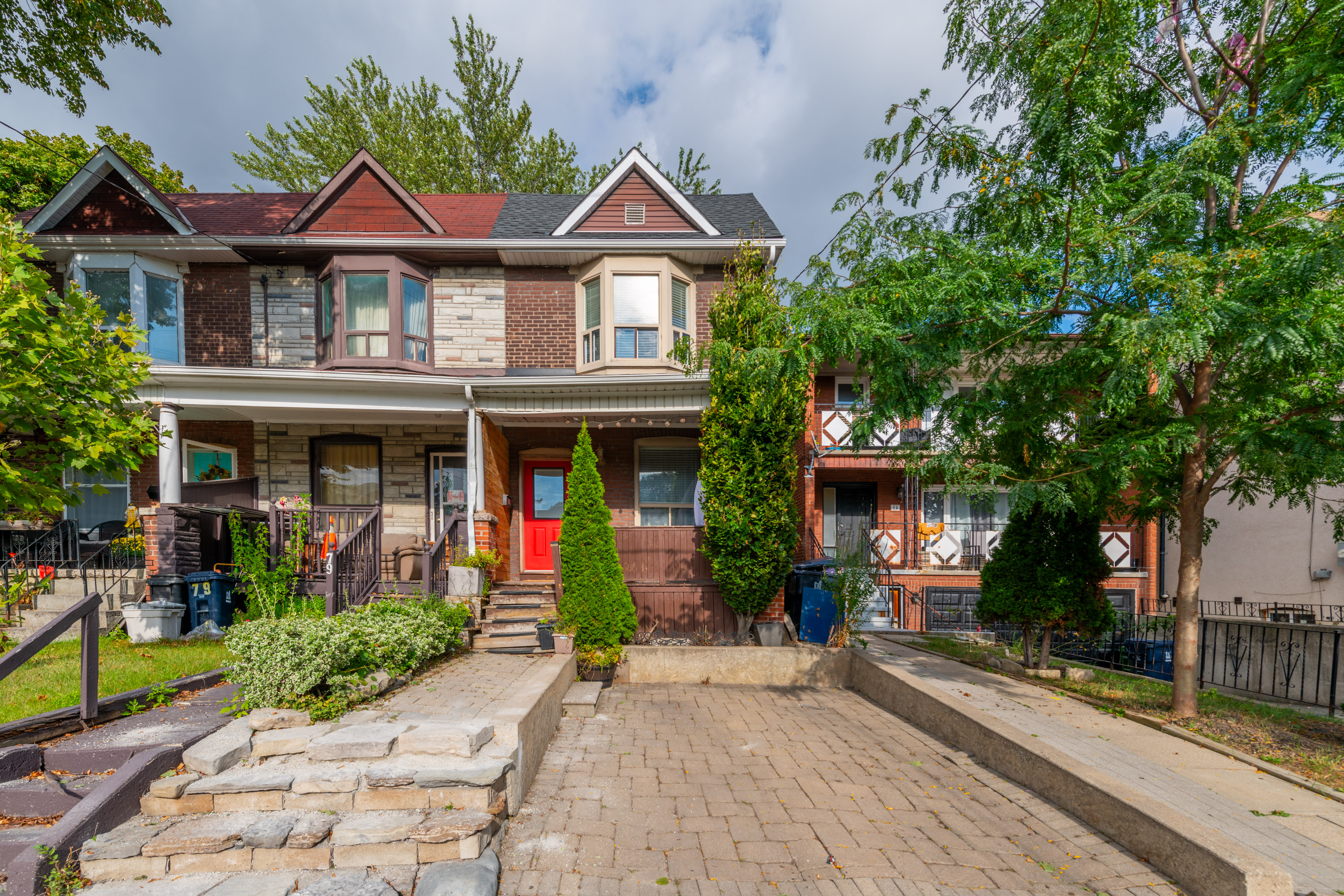 Slideshow :: PropertySpaces - 77 Silverthorn Avenue, Toronto, ON, Canada