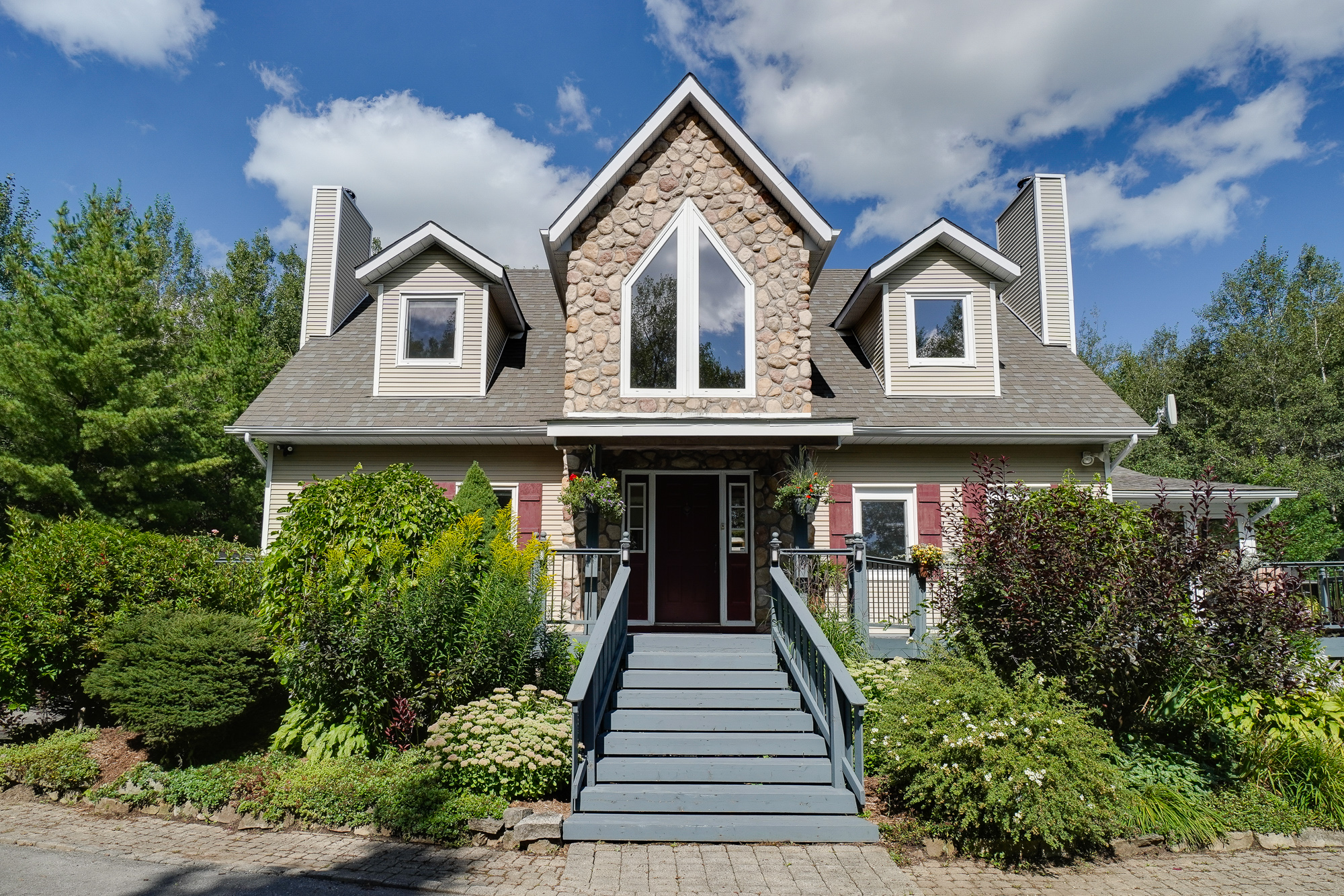 Slideshow :: PropertySpaces - 5823 Eighth Line, Hillsburgh, ON, N0B1Z0