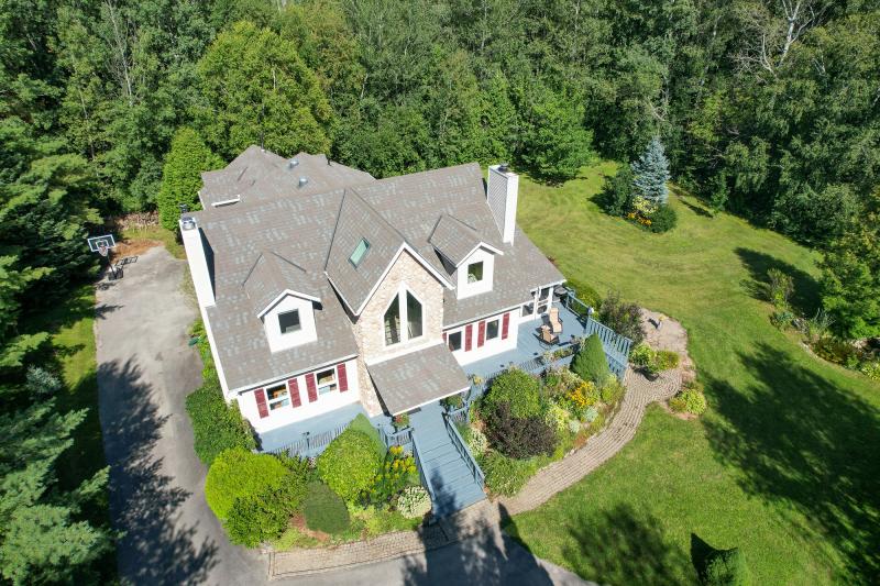 Slideshow :: PropertySpaces - 5823 Eighth Line, Hillsburgh, ON, N0B1Z0