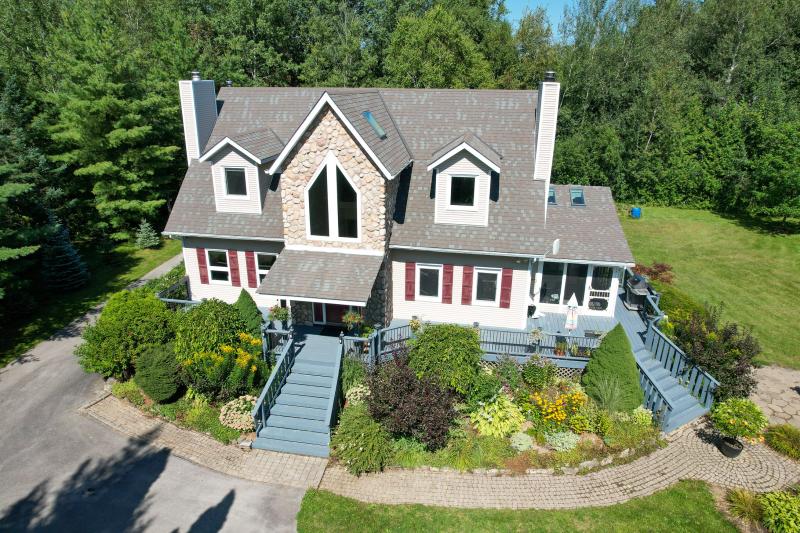 Slideshow :: PropertySpaces - 5823 Eighth Line, Hillsburgh, ON, N0B1Z0